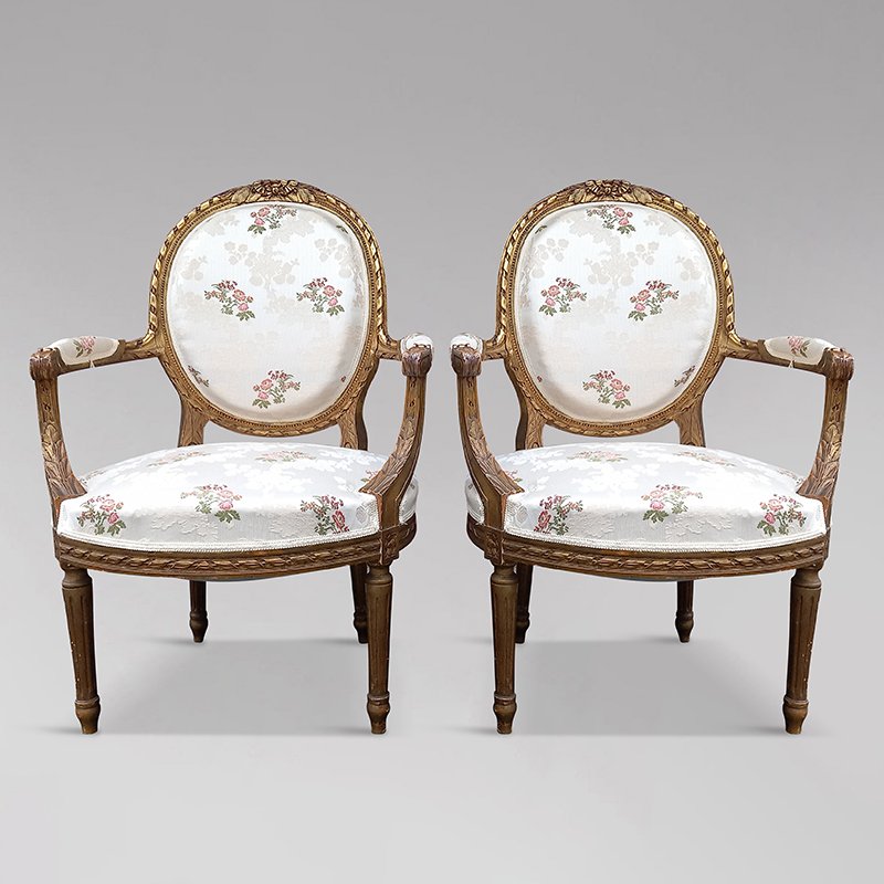 Louis VIi Style Cabriolet Armchairs in Gilded Wood for sale at Pamono
