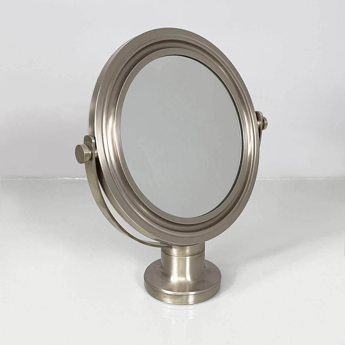 Italian Modern Adjustable Table Mirror in Metal, 1970s for sale at Pamono