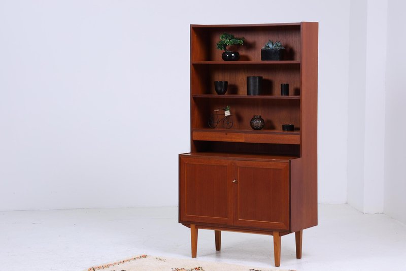 Vintage Narrow Bookcase, 1970s for sale at Pamono