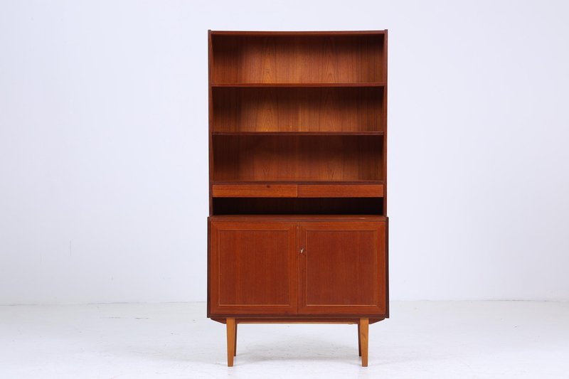 Vintage Narrow Bookcase, 1970s for sale at Pamono