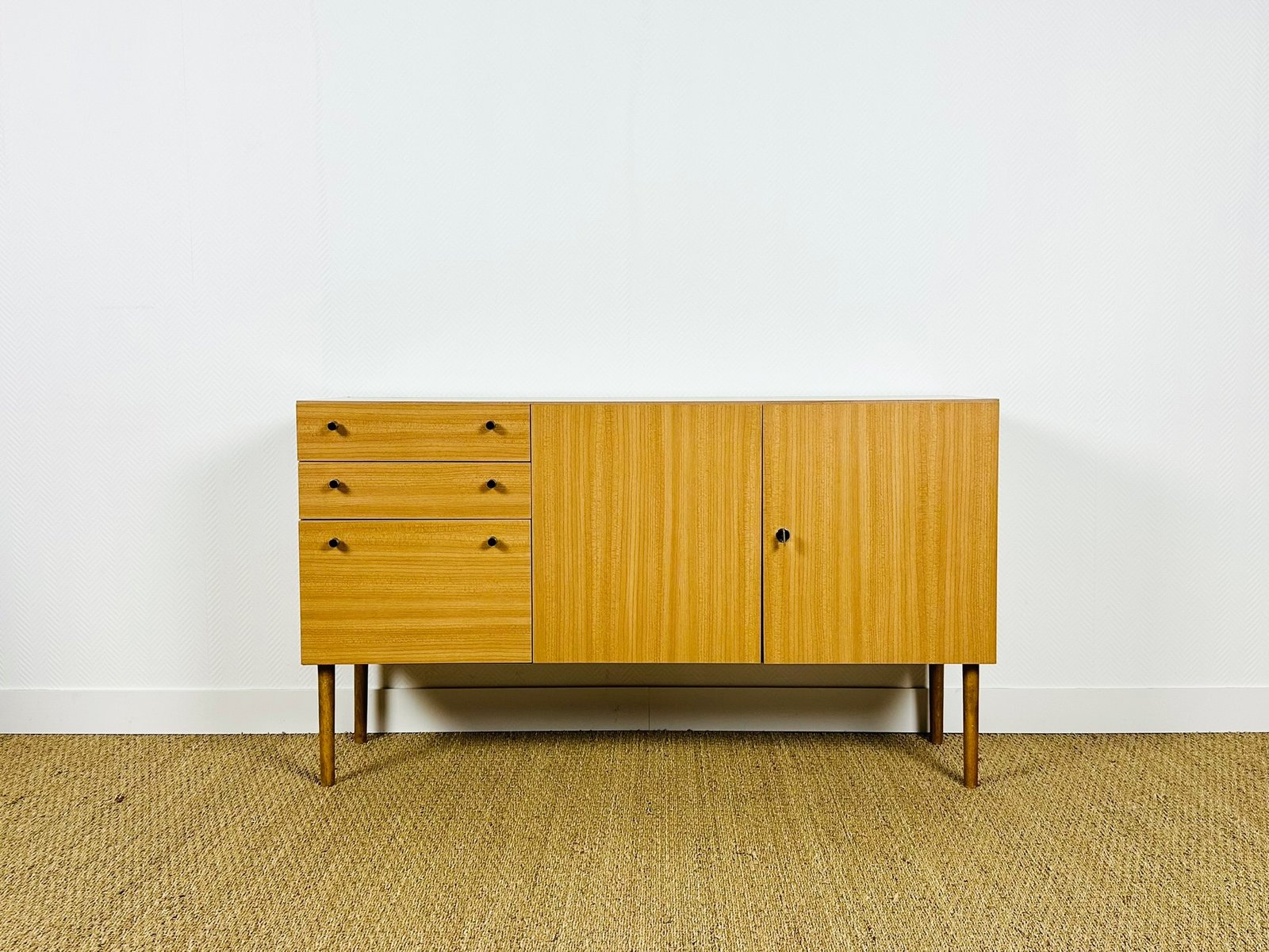 Vintage Formica Sideboard, 1970 for sale at Pamono