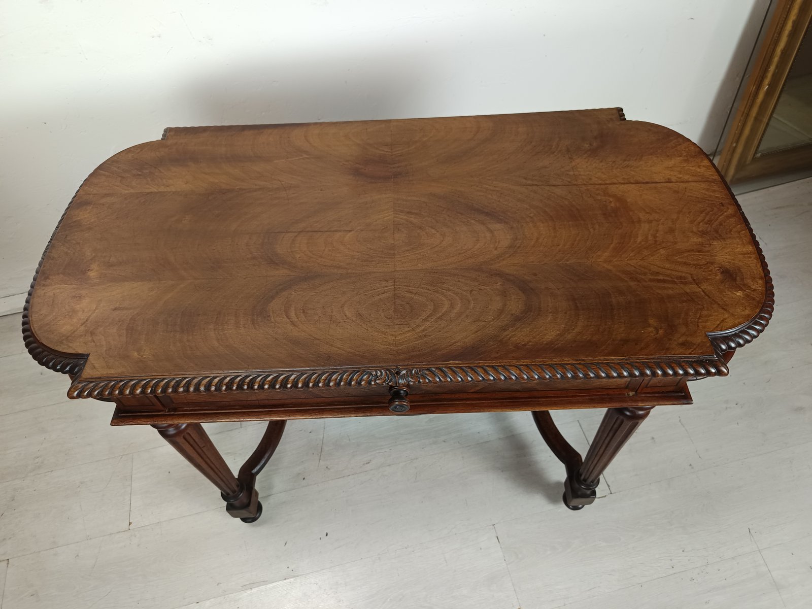 Louis XVI Center Table for sale at Pamono