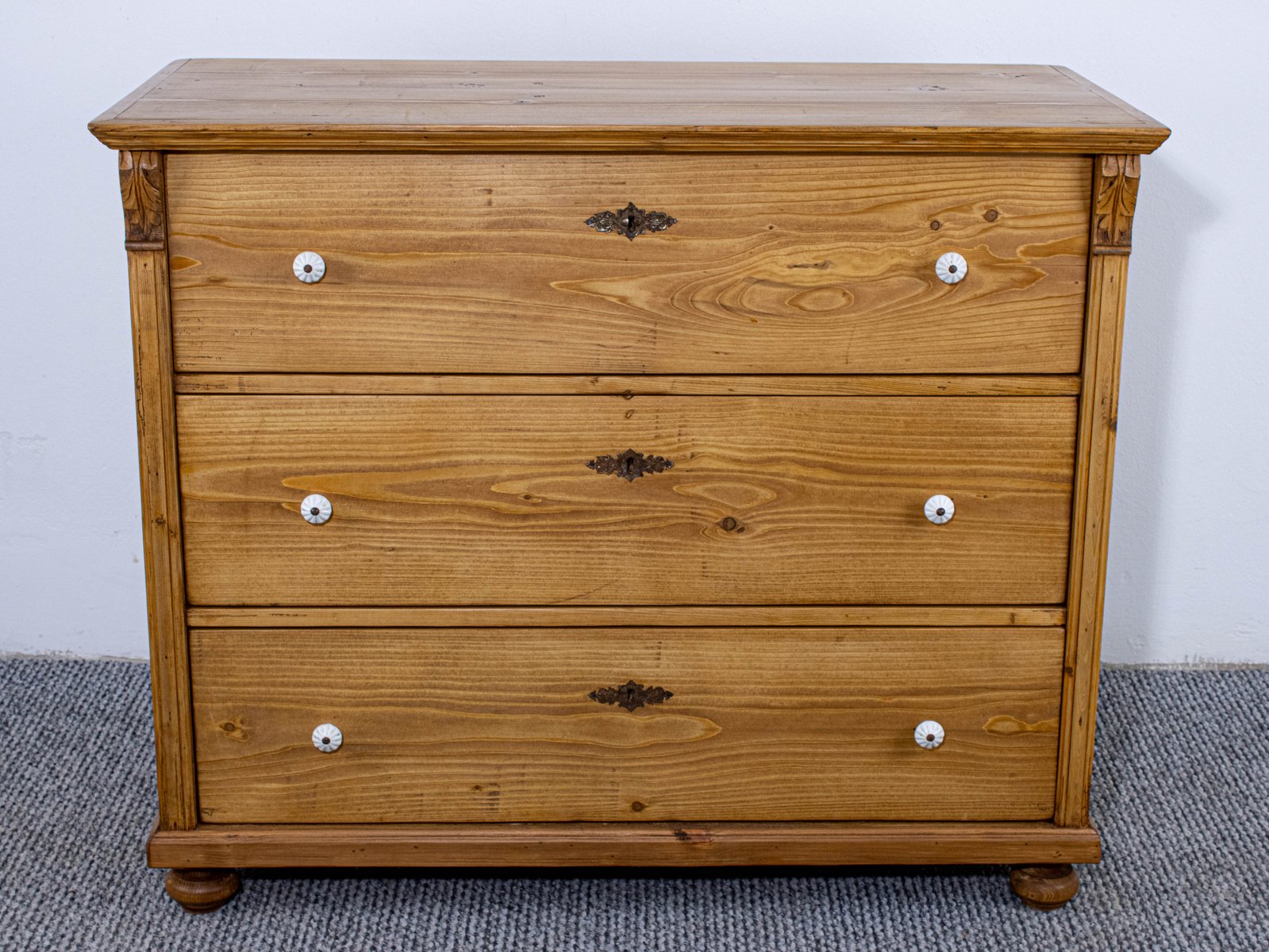 Antique Waxed Stripped Pine Chest of 3 Drawers, Late 19th Century for sale at Pamono