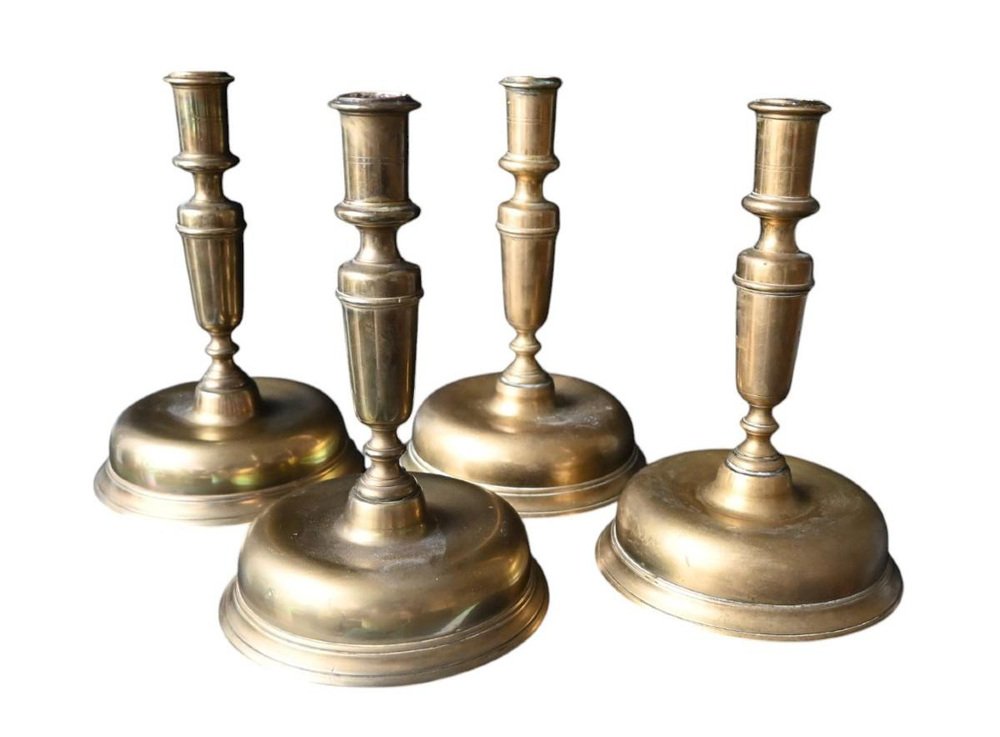 Spanish Brass Candlesticks, 17th Century, Set of 4 for sale at Pamono