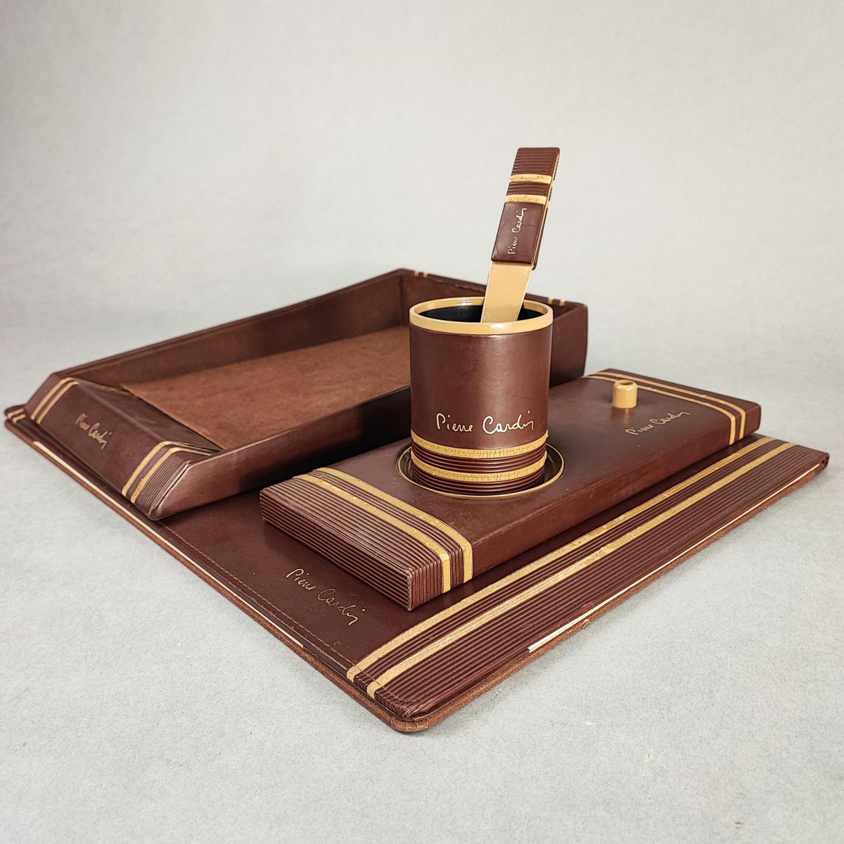 Desk Set by Pierre Cardin Design, 1970 for sale at Pamono