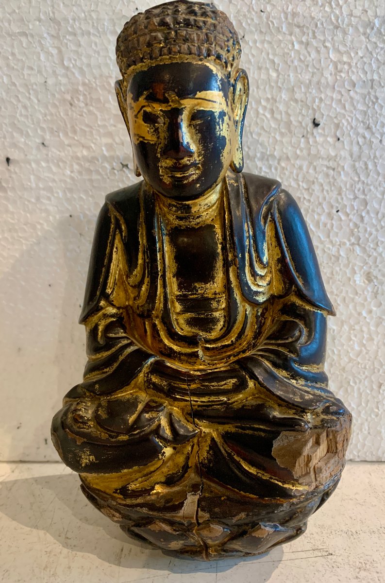 Solid Wood Buddha with Golden Patina, 20th Century for sale at Pamono