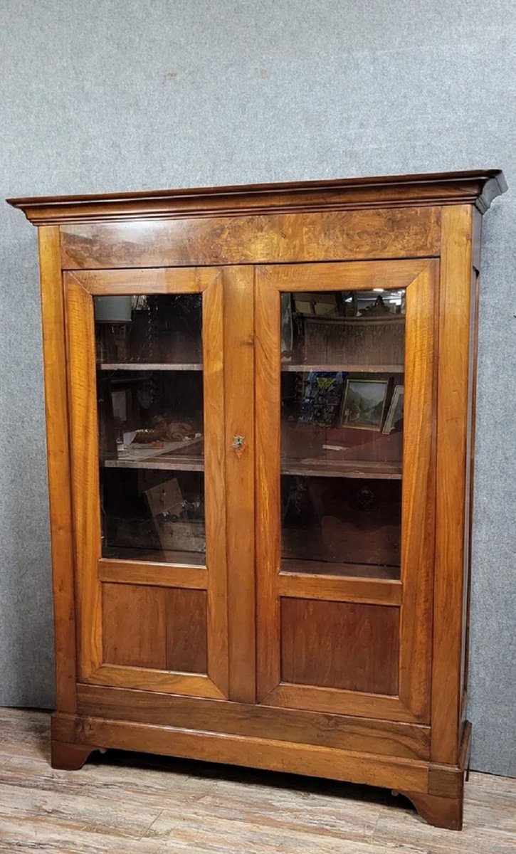 Louis Philippe Bookcase in Walnut, 1830s for sale at Pamono