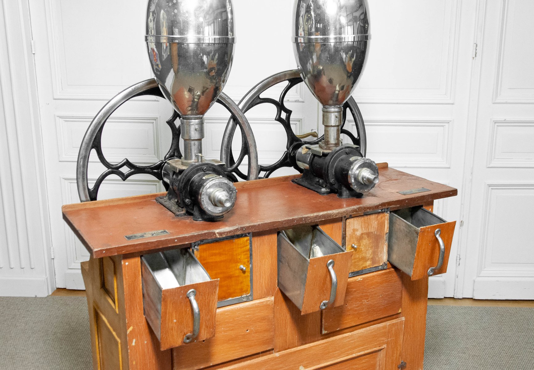 Vintage Barista Coffee Grinder, 1920s for sale at Pamono