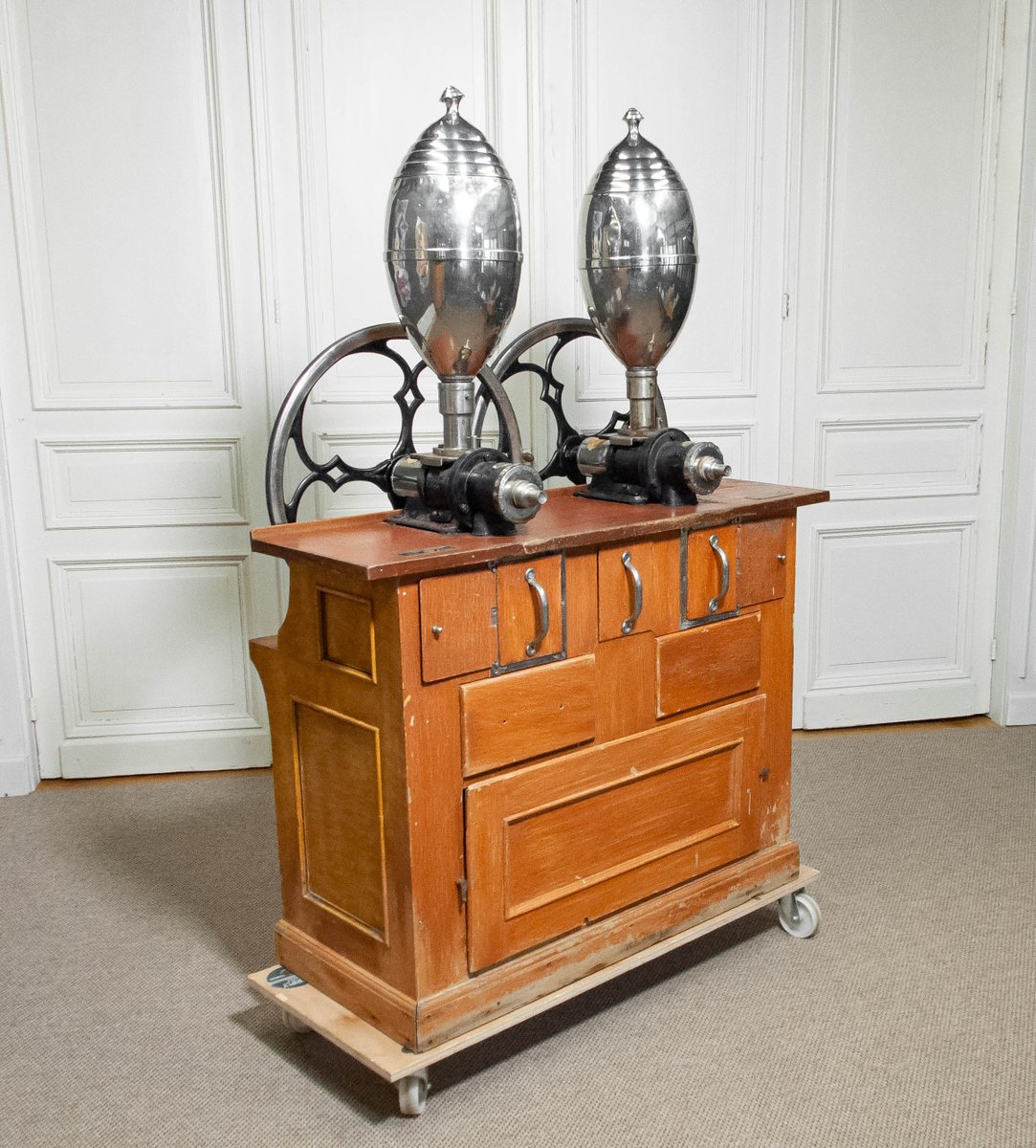 Vintage Barista Coffee Grinder, 1920s for sale at Pamono