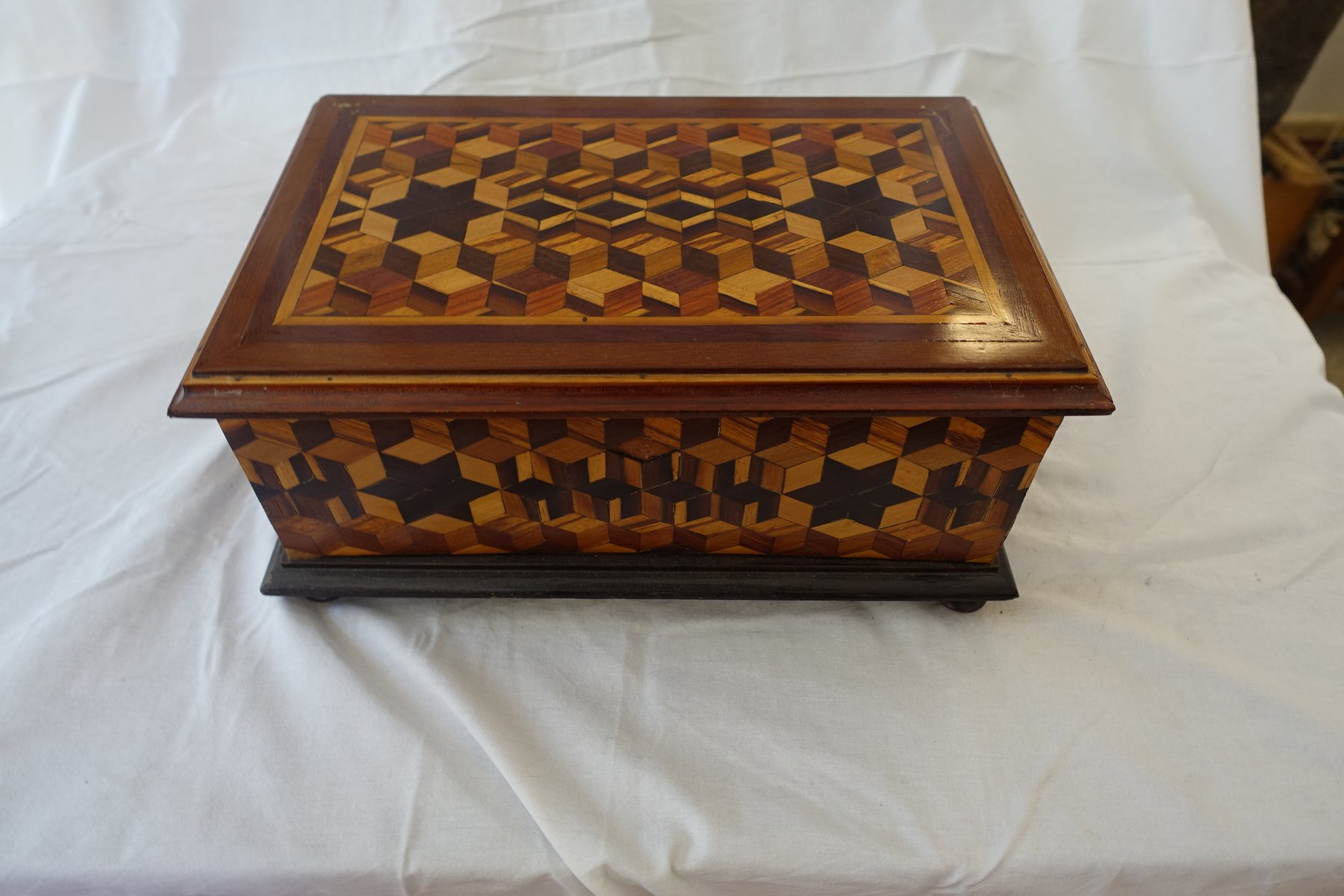 Vintage Folk Art Marquetry Box, 1940s for sale at Pamono