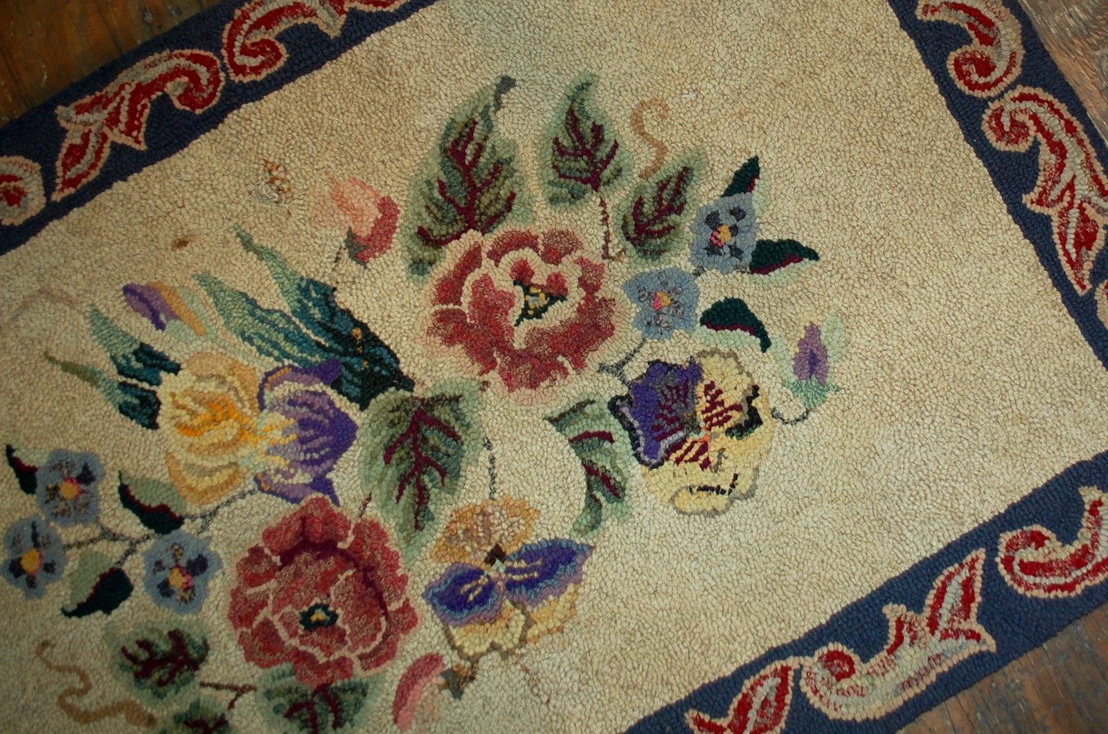 Antique Handmade American Hooked Rug, 1900s for sale at Pamono