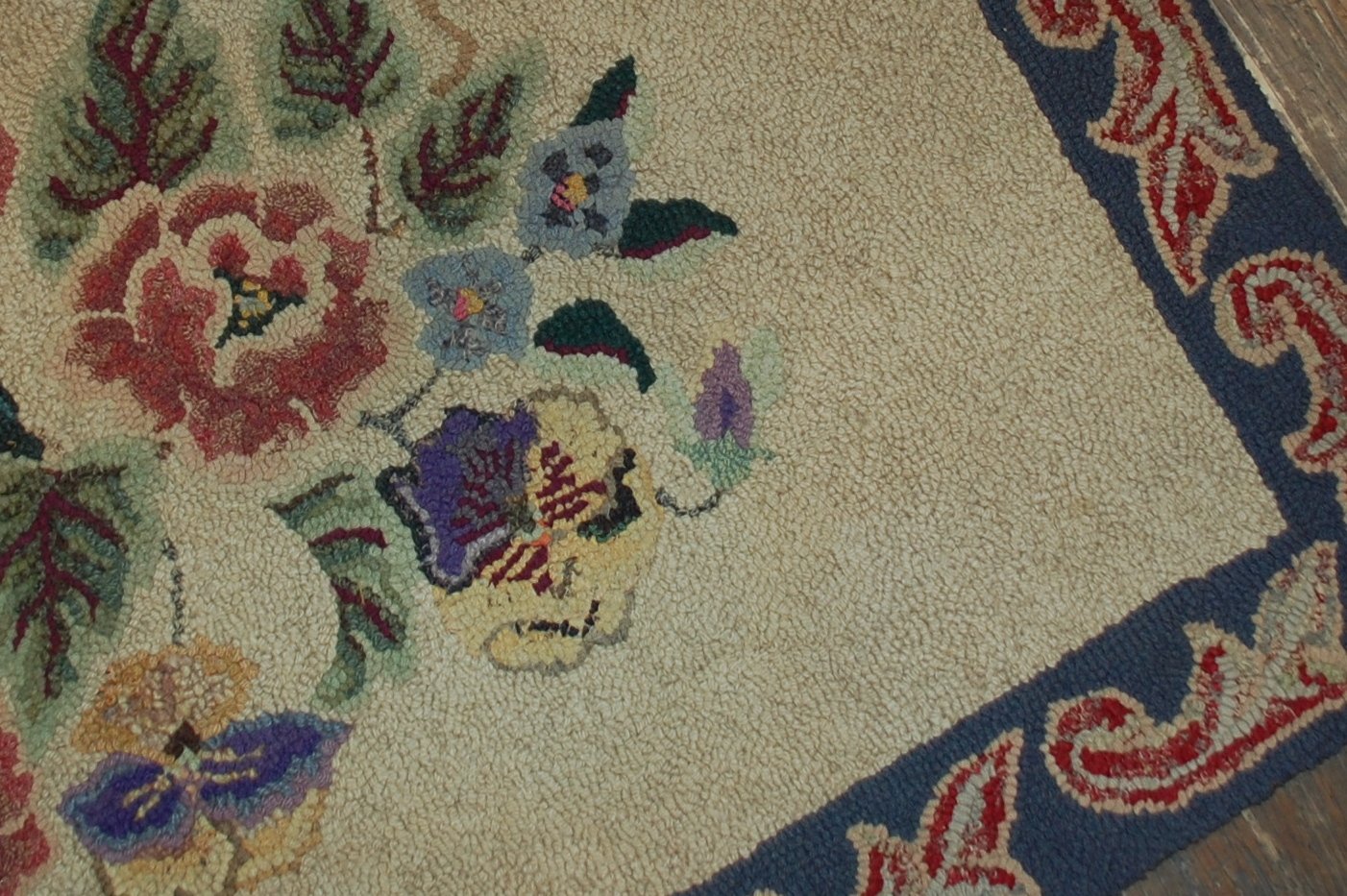 Antique Handmade American Hooked Rug, 1900s for sale at Pamono