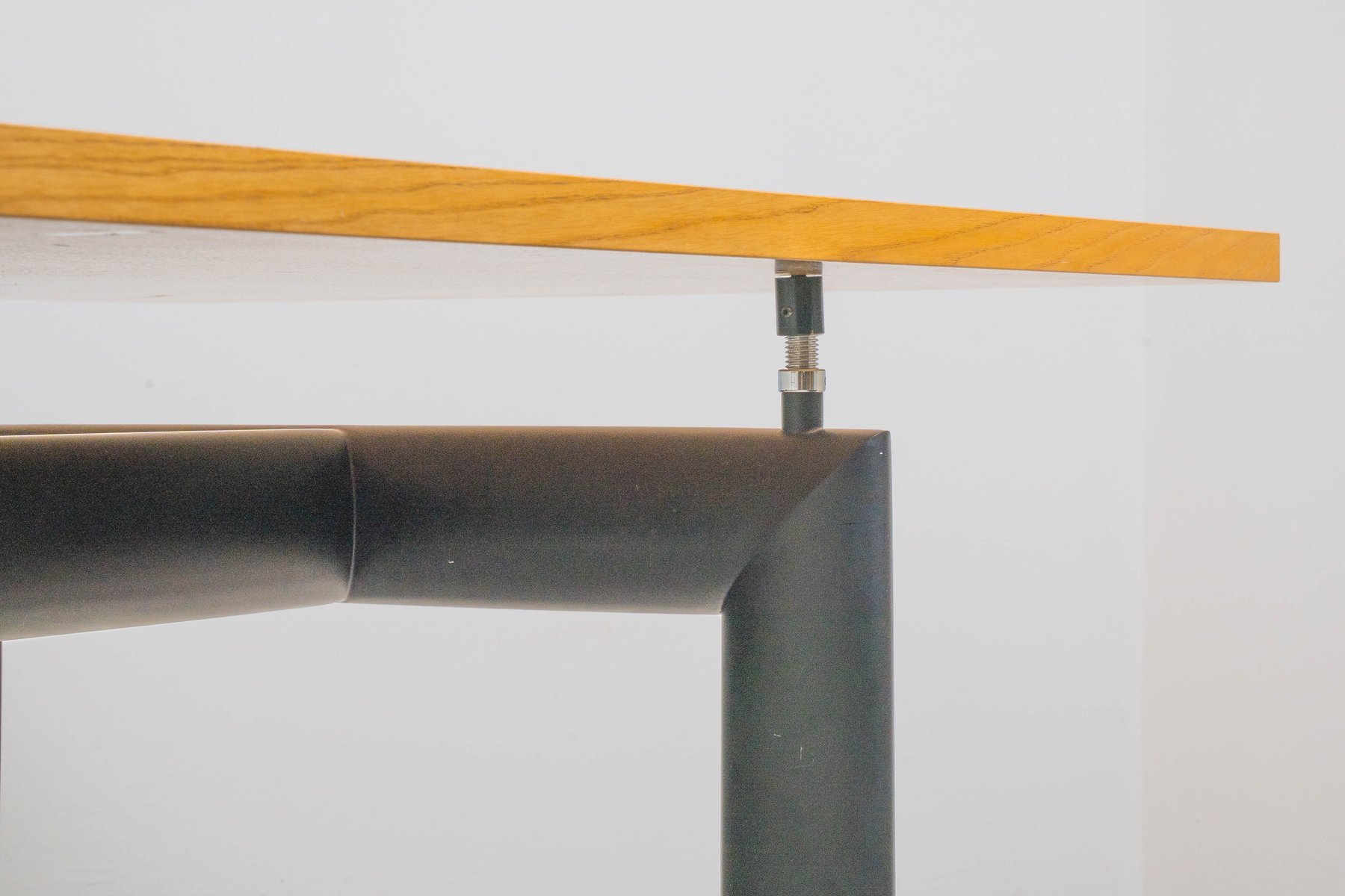 LC6 Dining Table by Le Corbusier for Cassina for sale at Pamono