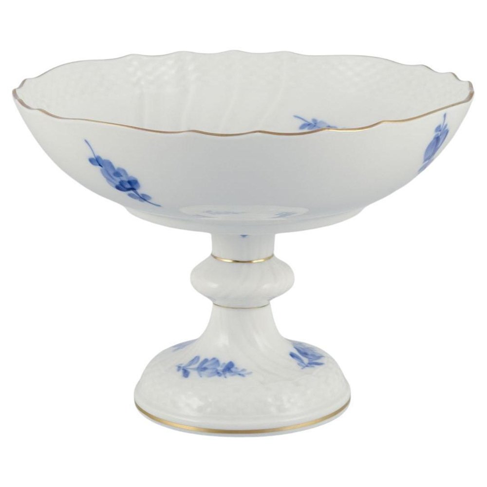 Blue Flower Curved Porcelain Centerpiece from Royal Copenhagen, 1967 ...