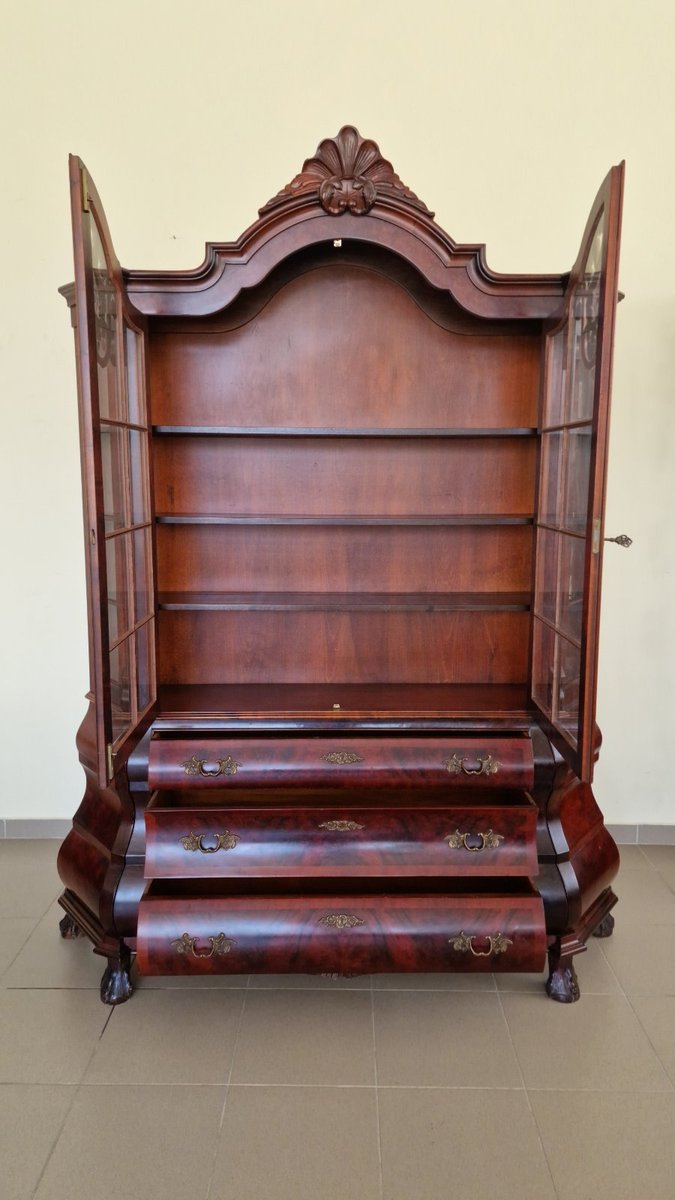 French Chippendale Display Case for sale at Pamono