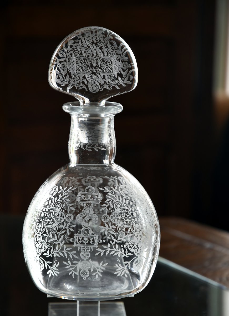 Decanter with Bursar Belly in Fine Engraved Crystal Marillon Model from ...