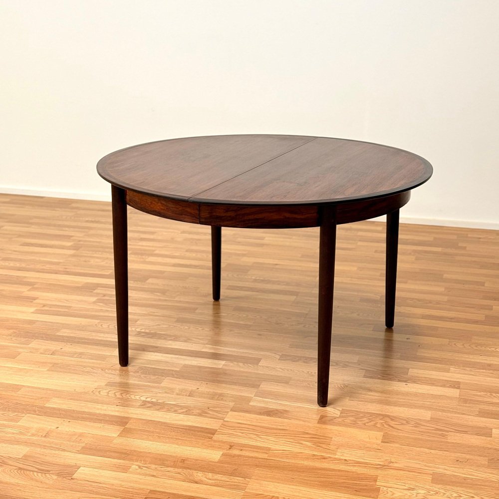 Danish Round Dining Table, 1950s for sale at Pamono