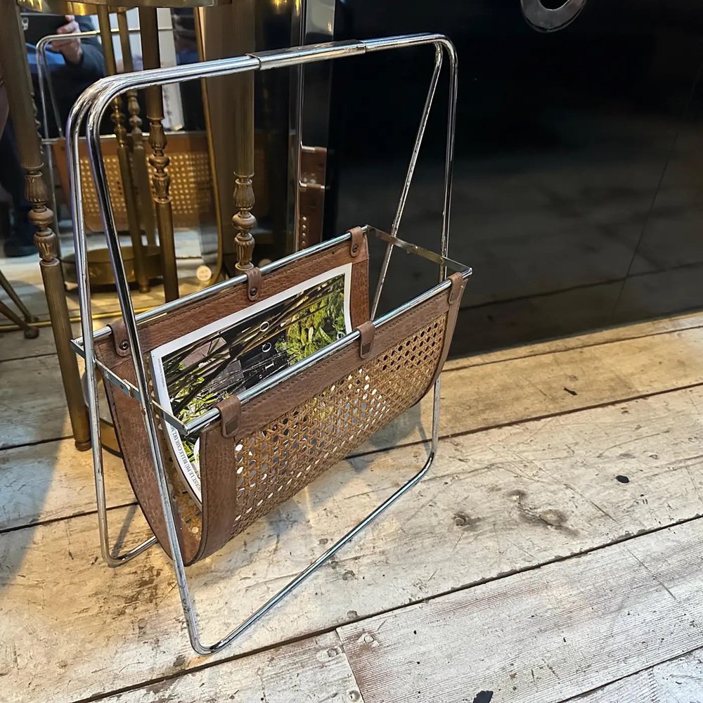 Mid-Century Modern Italian Magazine Stand in Leather and Wicker, 1970s ...