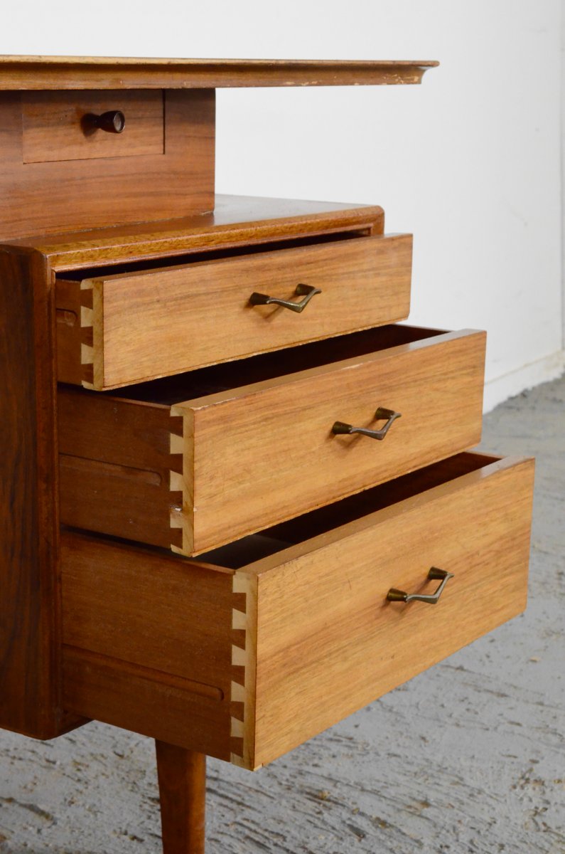 Mid-Century Modern Danish Walnut and Brass Desk by Alfred Cox, 1960s ...
