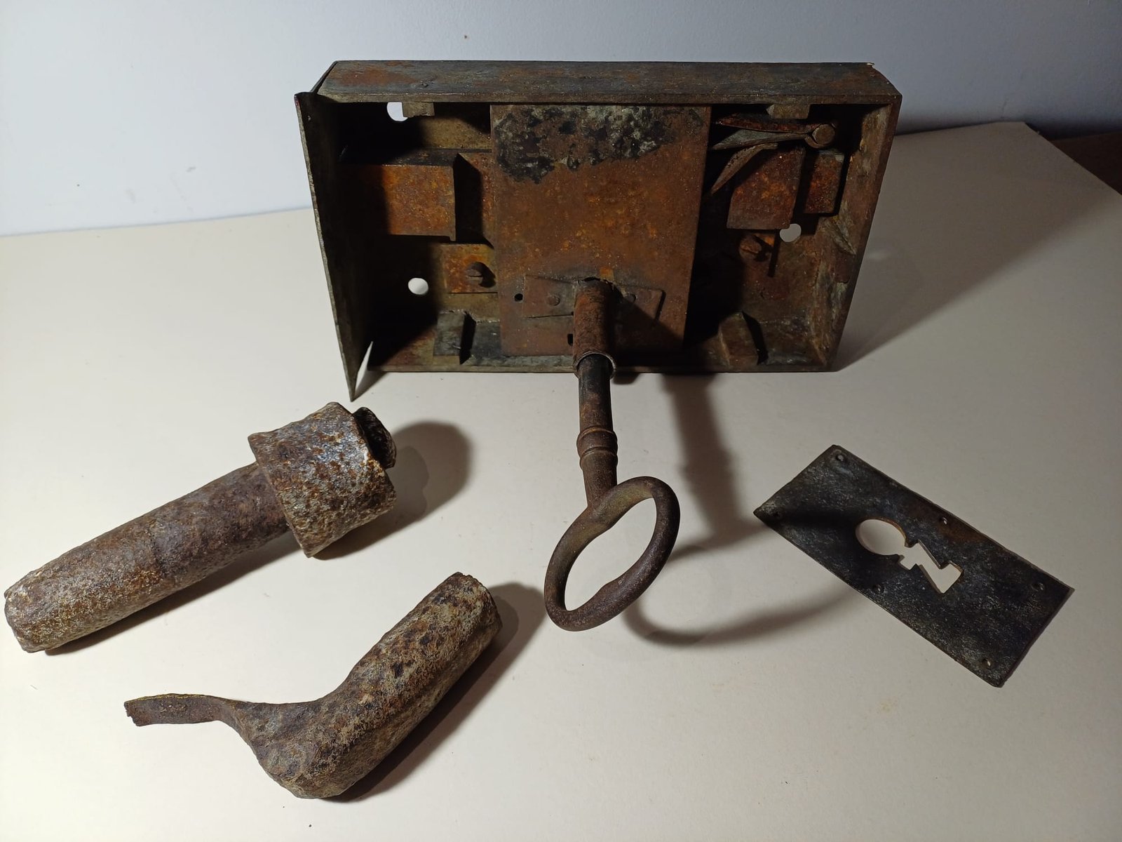 Knight's Templar Fortress Lock with Large Key and Steel Gate Hinge Pins ...