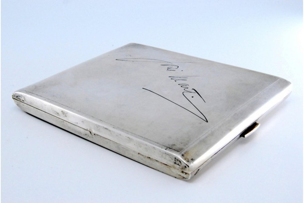 Plain Silver Cigarette Case with Gold Interior and Hinged Lid for sale ...