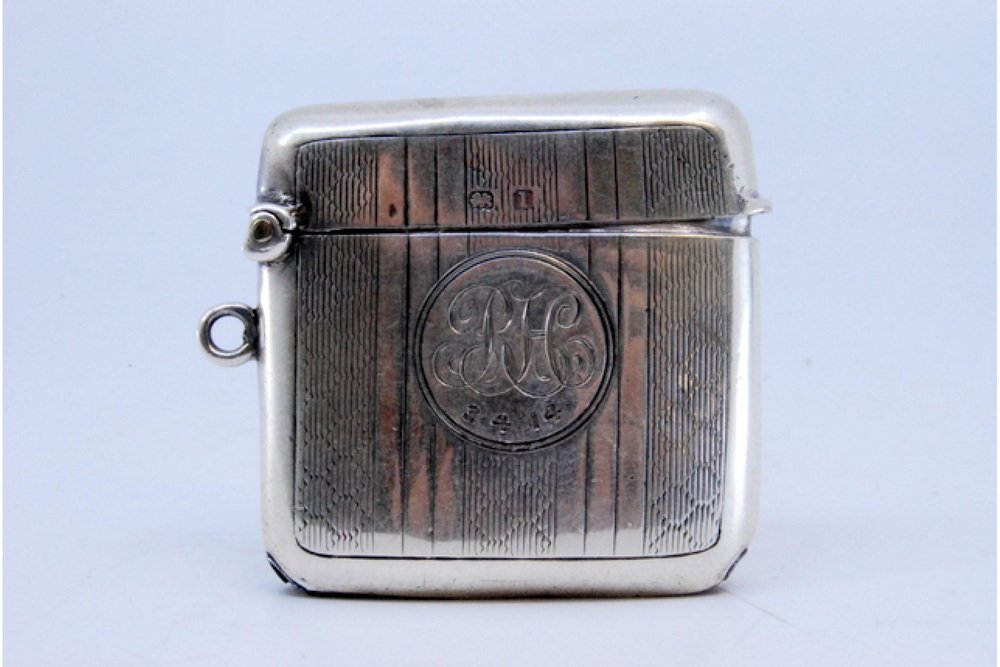 Silver Matchbox with Fluted Engravings and Monogram Card for sale at Pamono