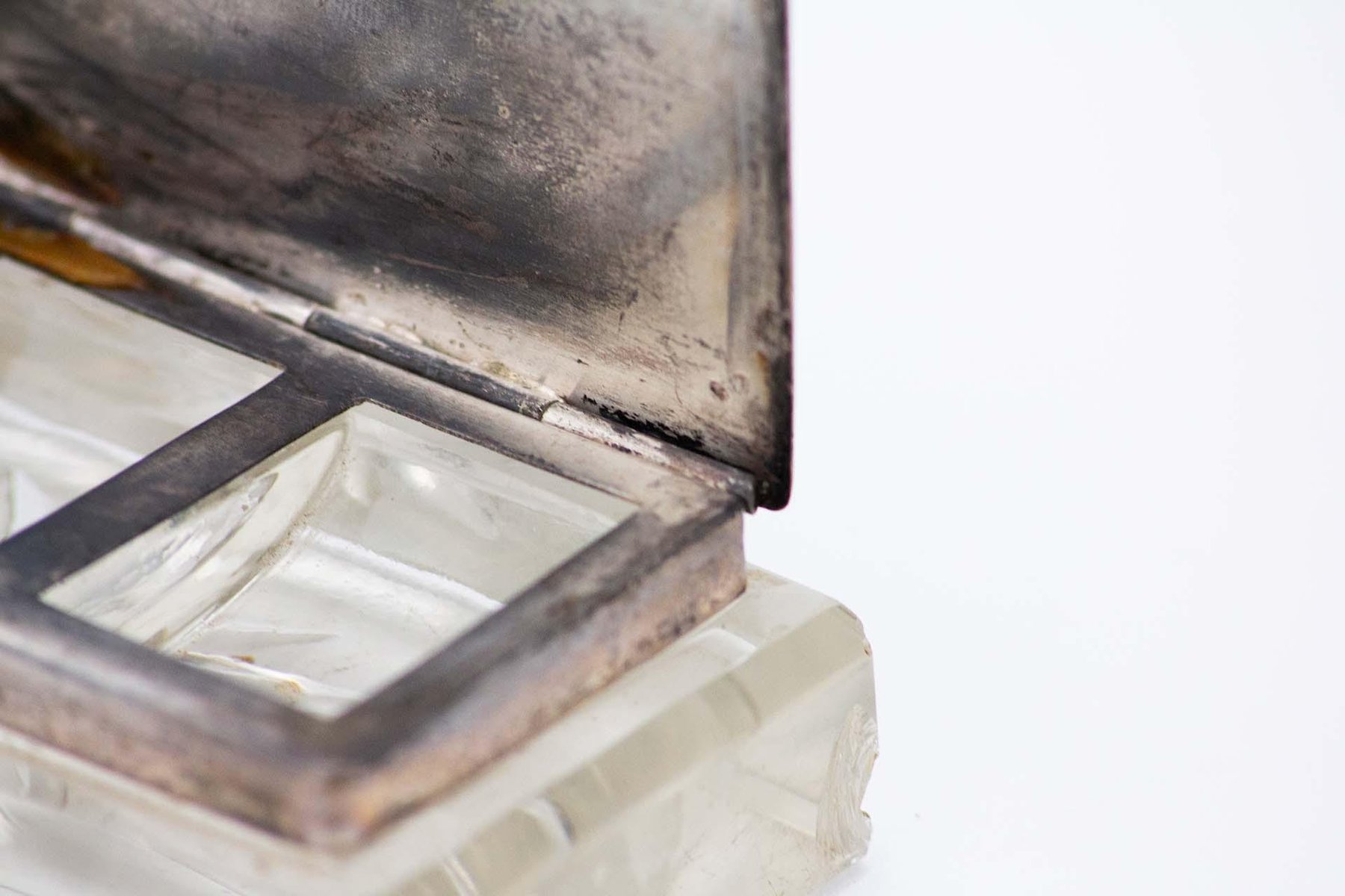 Stamp Box in Cut Glass for sale at Pamono