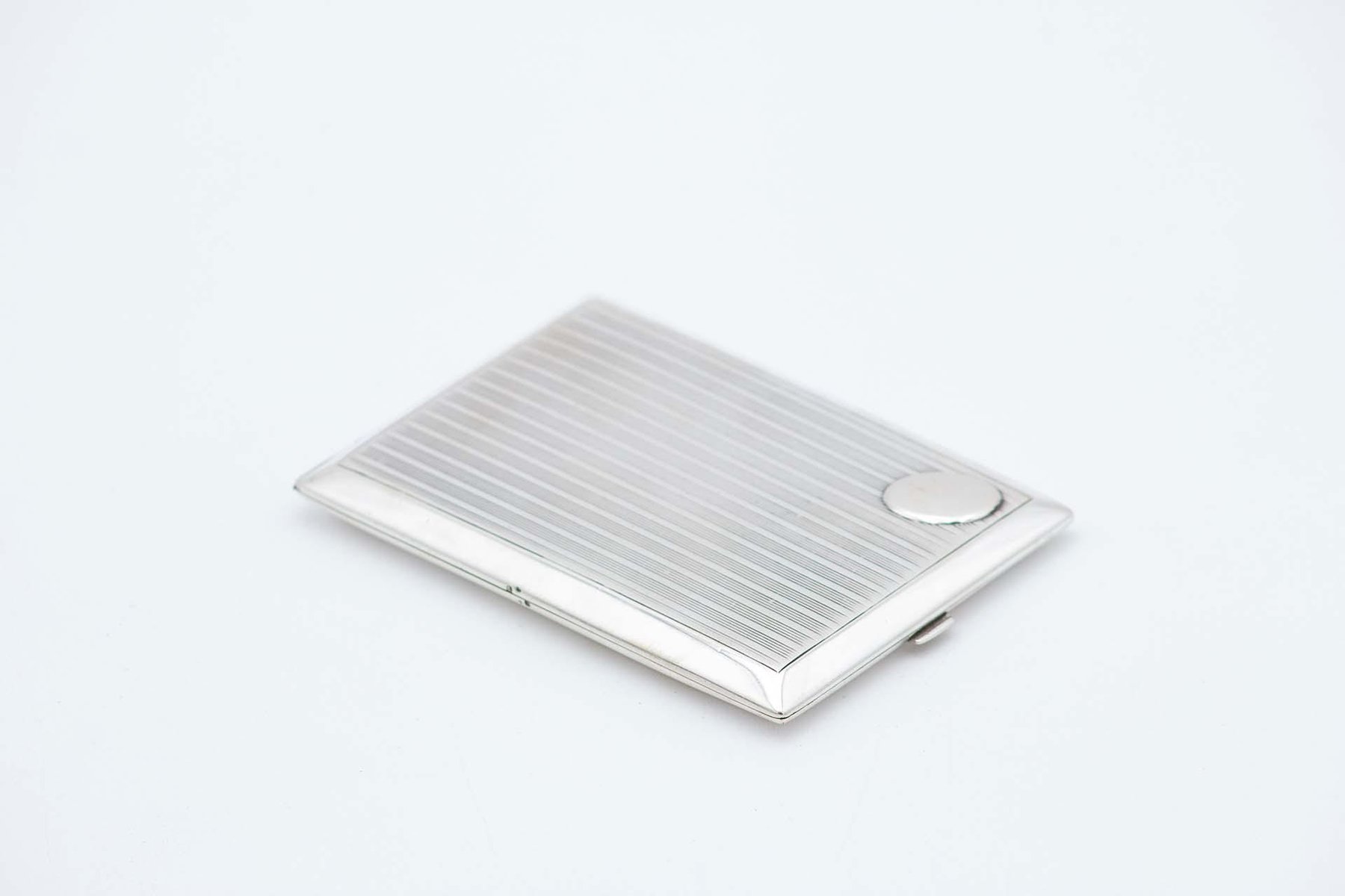 Rectangular Silver Cigarette Case with Raised Longitudinal Bands ...