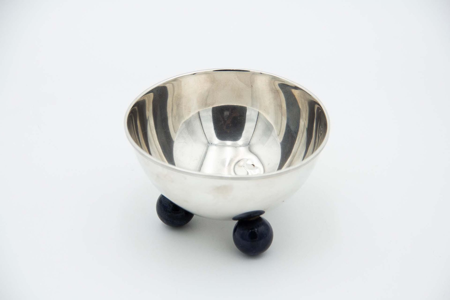 Plain Silver Cup with Three Spherical Feet for sale at Pamono