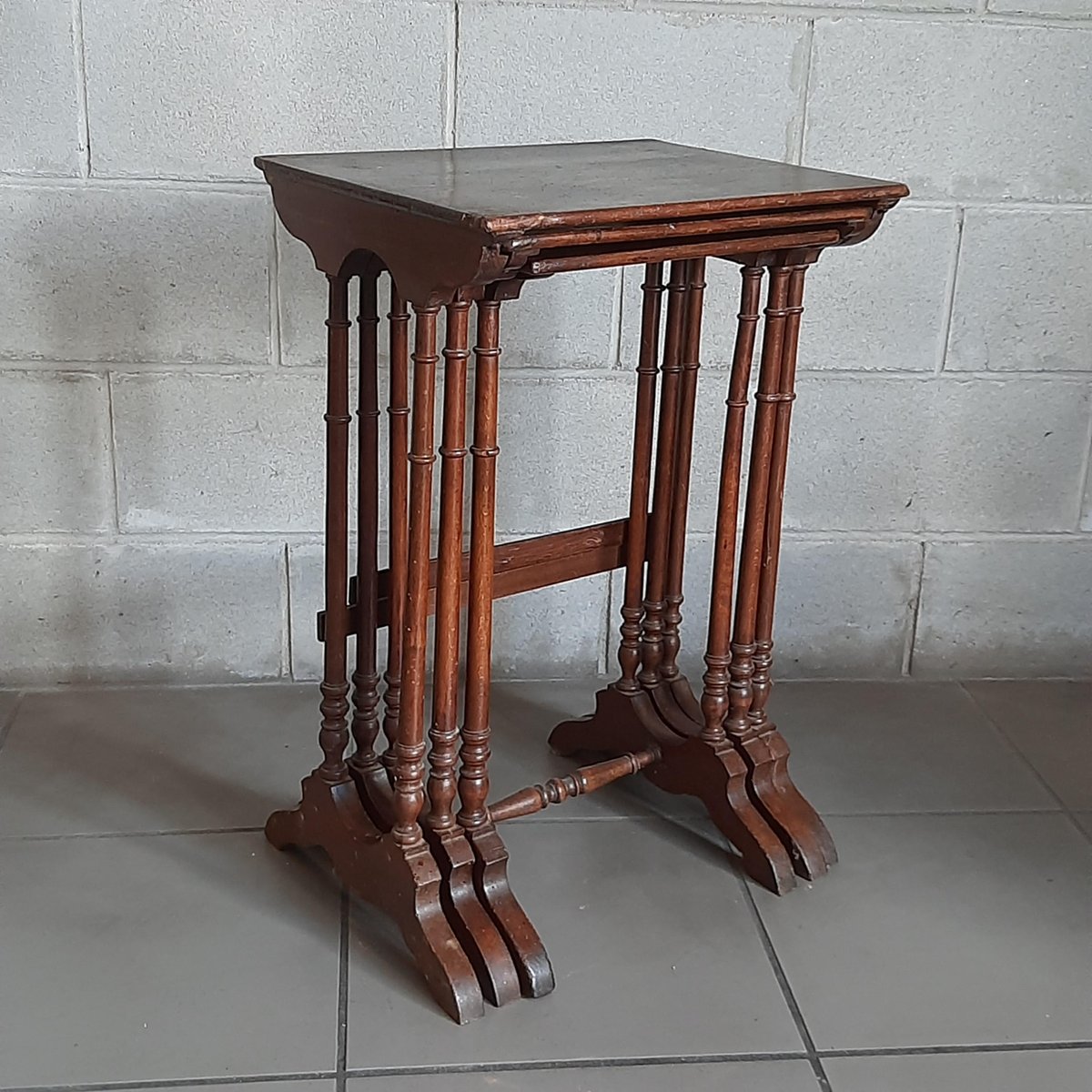 English 20th Century Edwardian Nesting Tables, 1930s, Set of 3 for sale ...