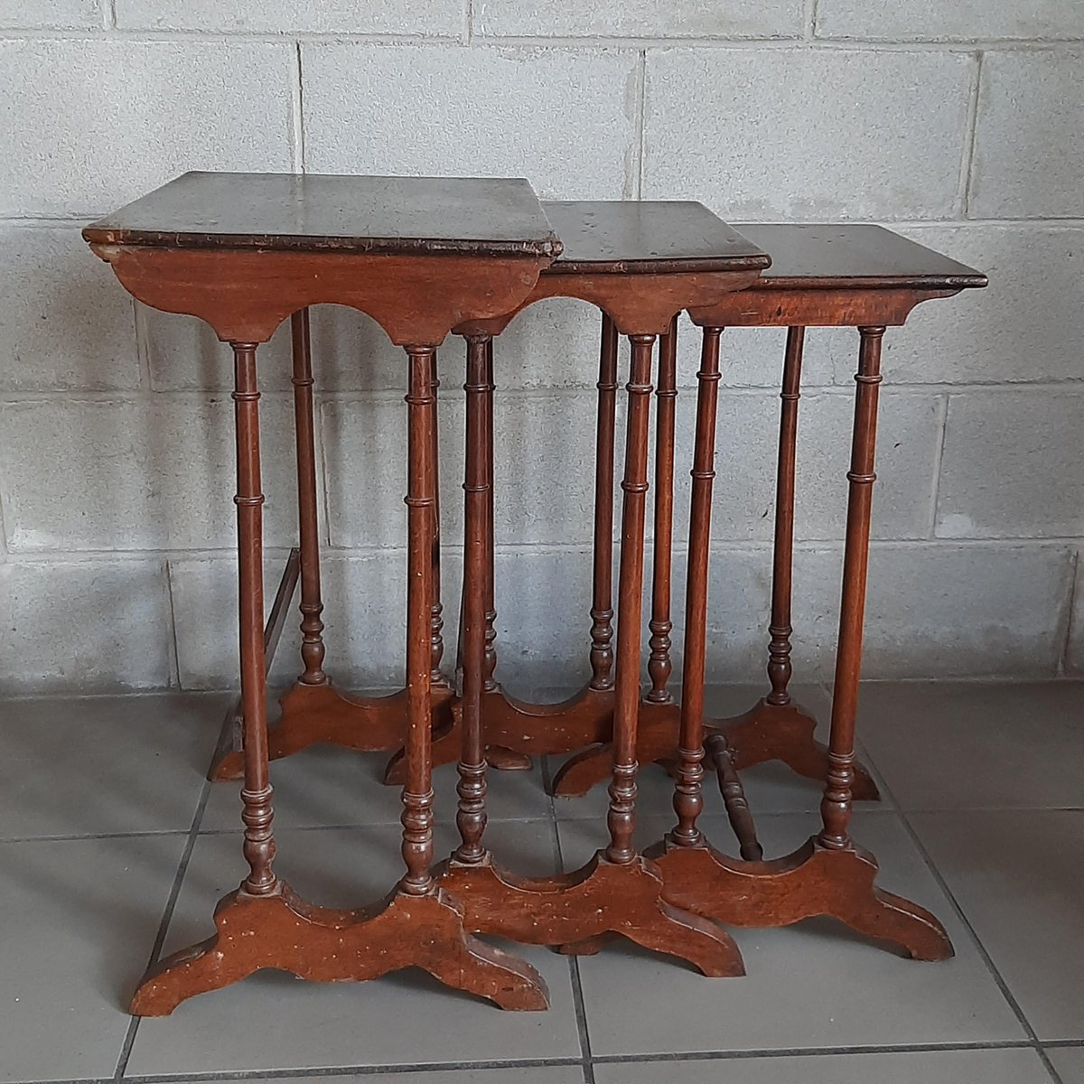English 20th Century Edwardian Nesting Tables, 1930s, Set of 3 for sale ...
