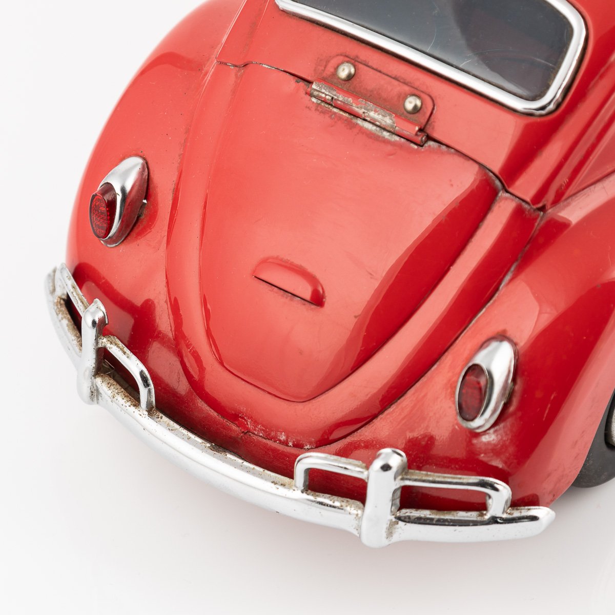 Volkswagen Beetle Model with Hidden Decanter & Shot Glasses 1950s, Set ...