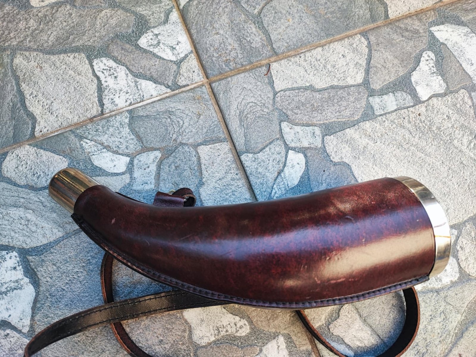Leather Hunter's Horn Carafe, 1960s-1970s for sale at Pamono