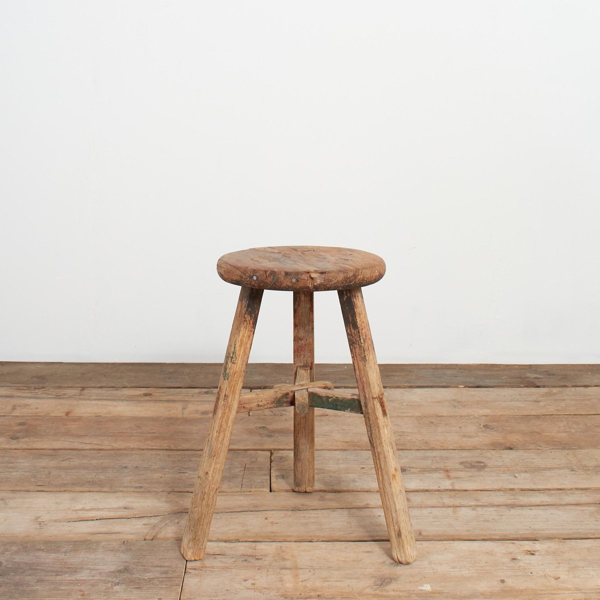 Antique Rustic Round Top Stool for sale at Pamono