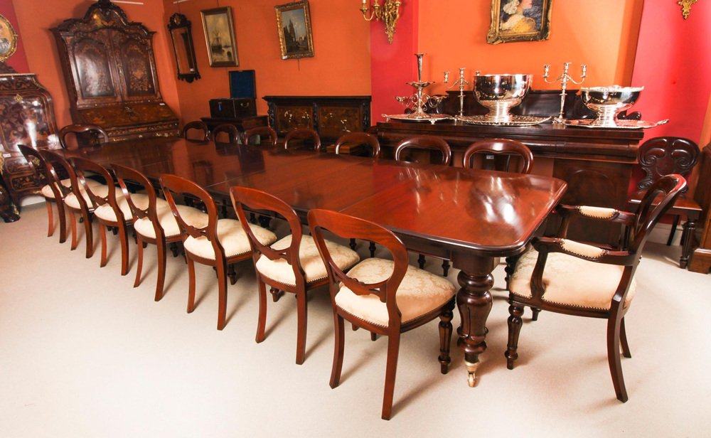 Antique William IV Extending Dining Table, 1800s for sale at Pamono