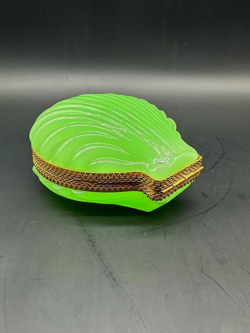 Napoleon III French Green Opaline Shell-Shaped Box for sale at Pamono