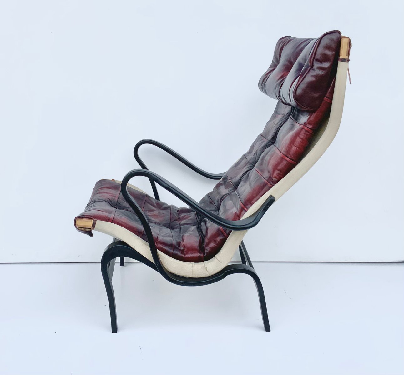 Vintage Bolt 69 Chair in Oxblood Leather by Bruno Mathsson for Dux ...