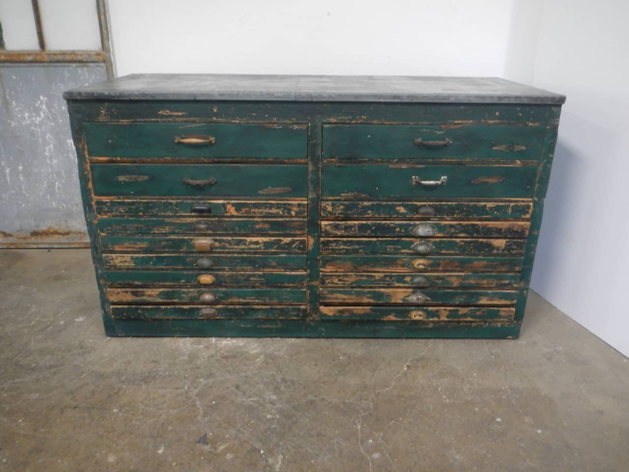 Typography Chest of Drawers, 1950s for sale at Pamono