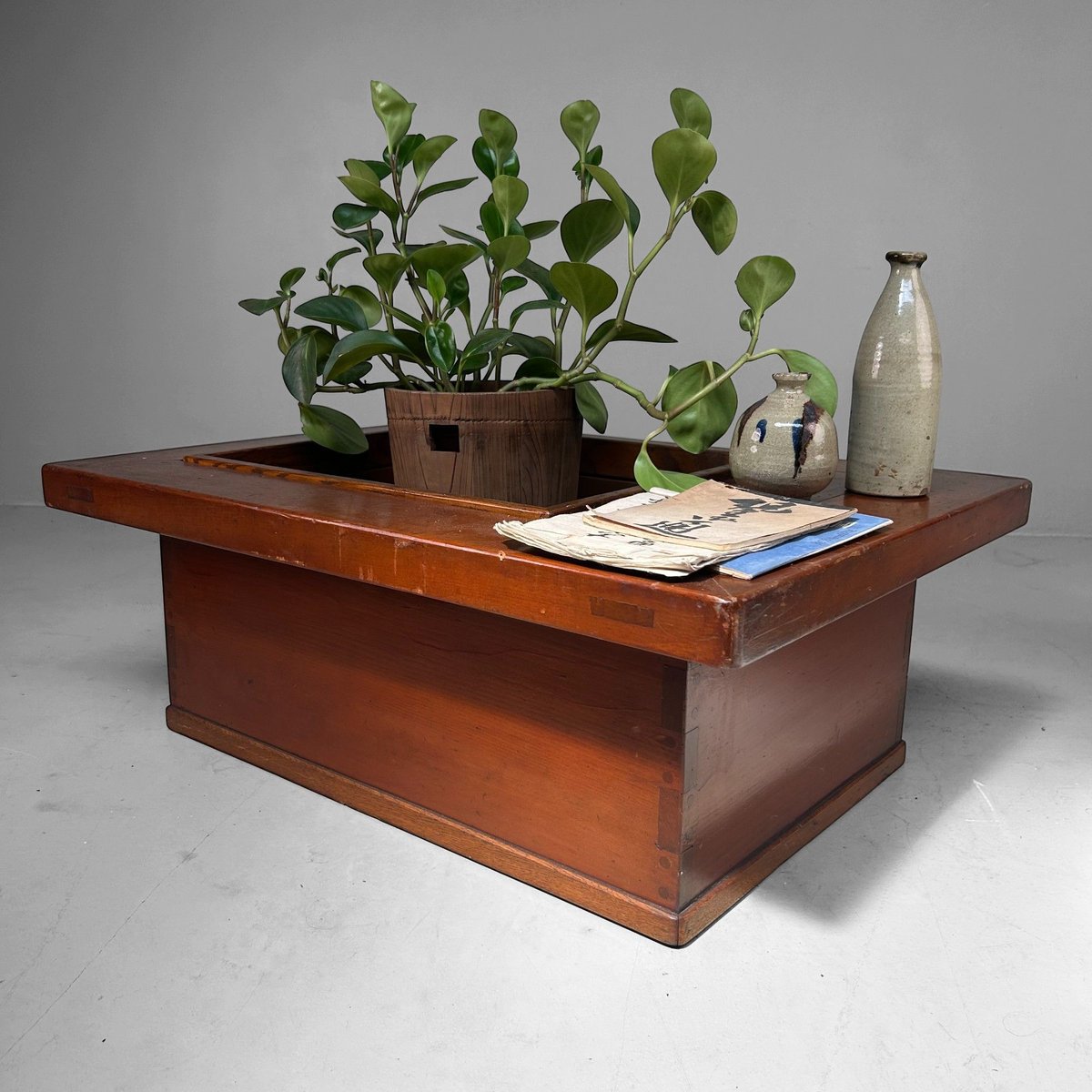 Antique Japanese Hibachi Table, 1920s for sale at Pamono