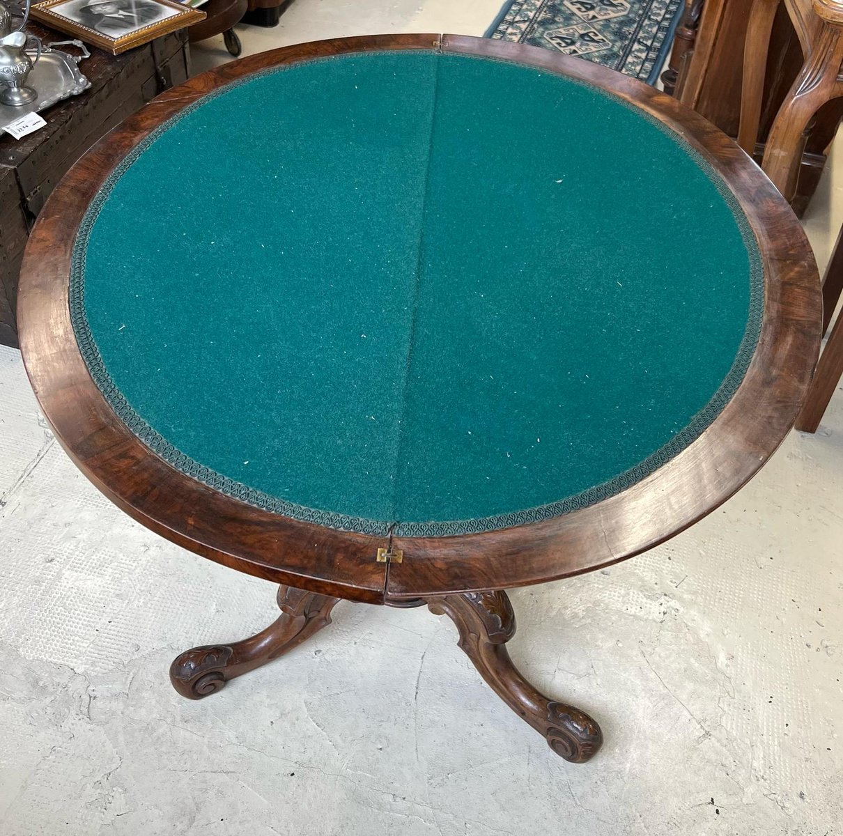 Queen Victoria Game Table, 19th Century for sale at Pamono