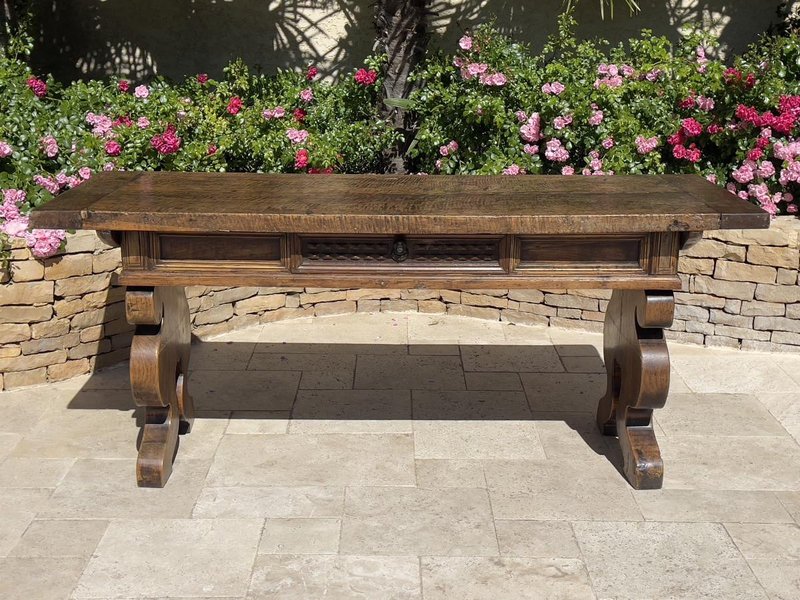 Antique Louis XIV Table, 1600s for sale at Pamono