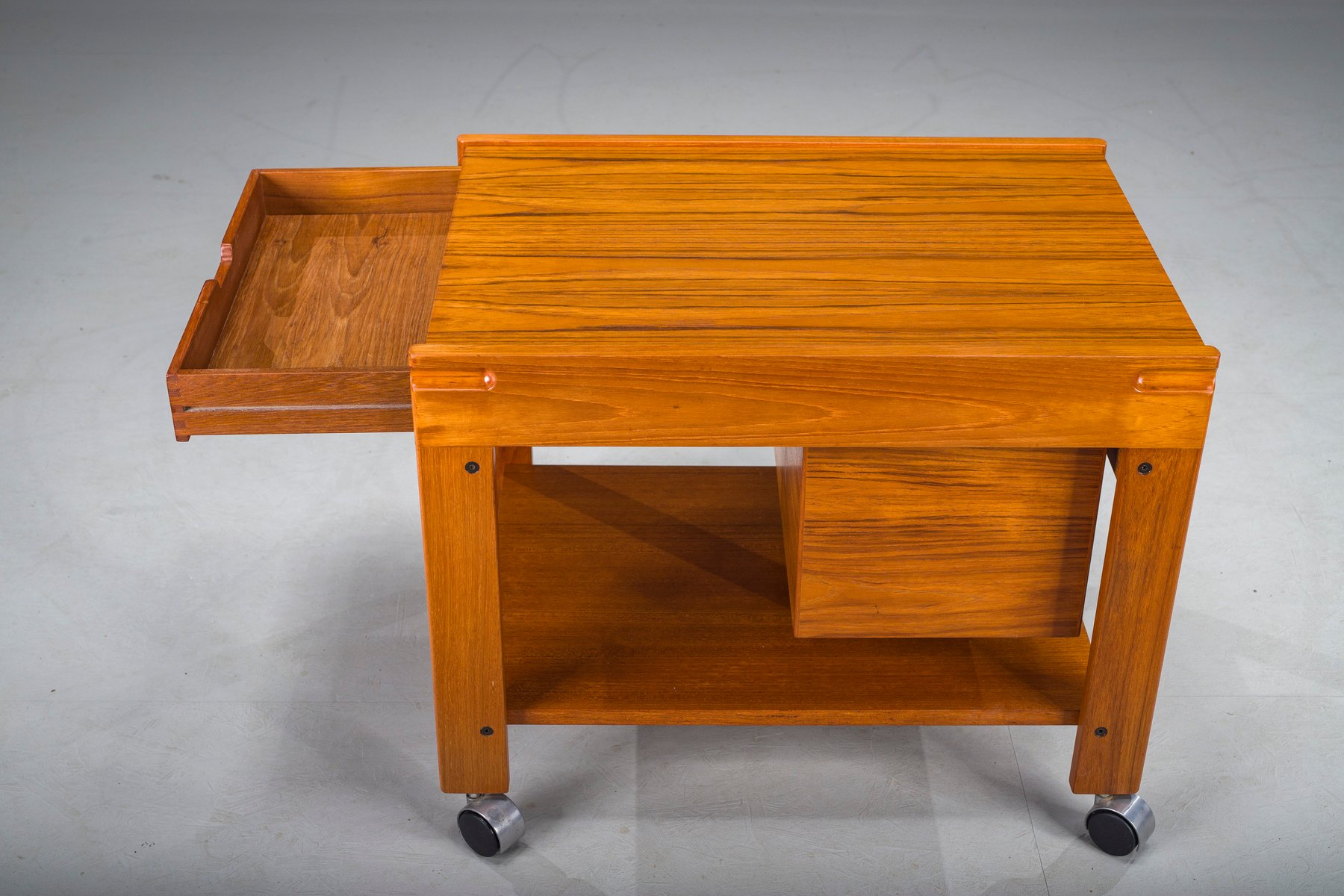Mid-Century Modern Danish Teak Bar Model 703 by Cart Aksel Kjersgaard, 1960s for sale at Pamono
