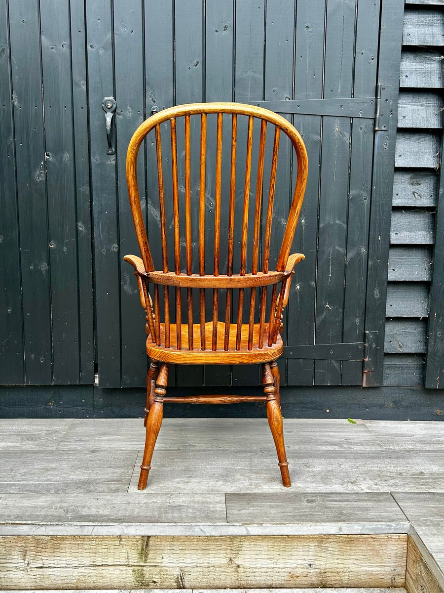 Antique Elm High Back Windsor Chair for sale at Pamono