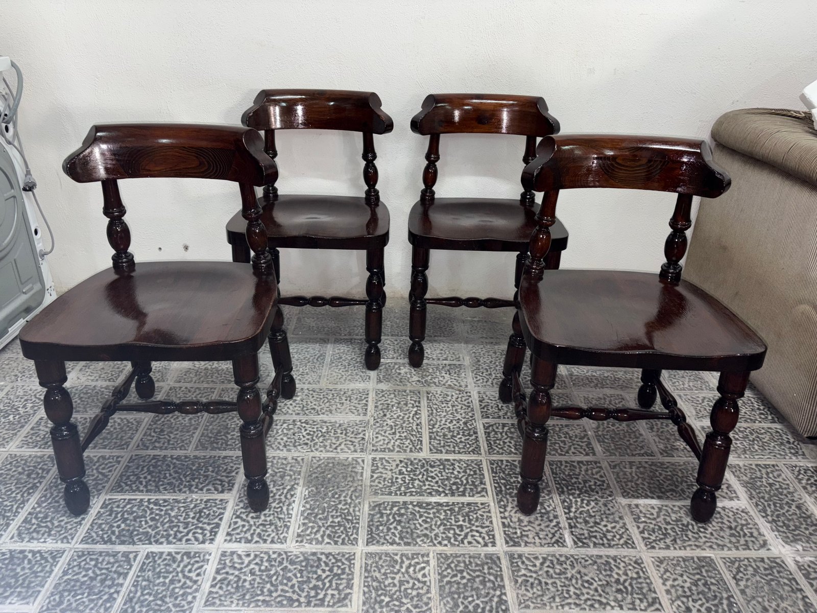 Rustic English Style Chairs, 1900, Set of 4 for sale at Pamono
