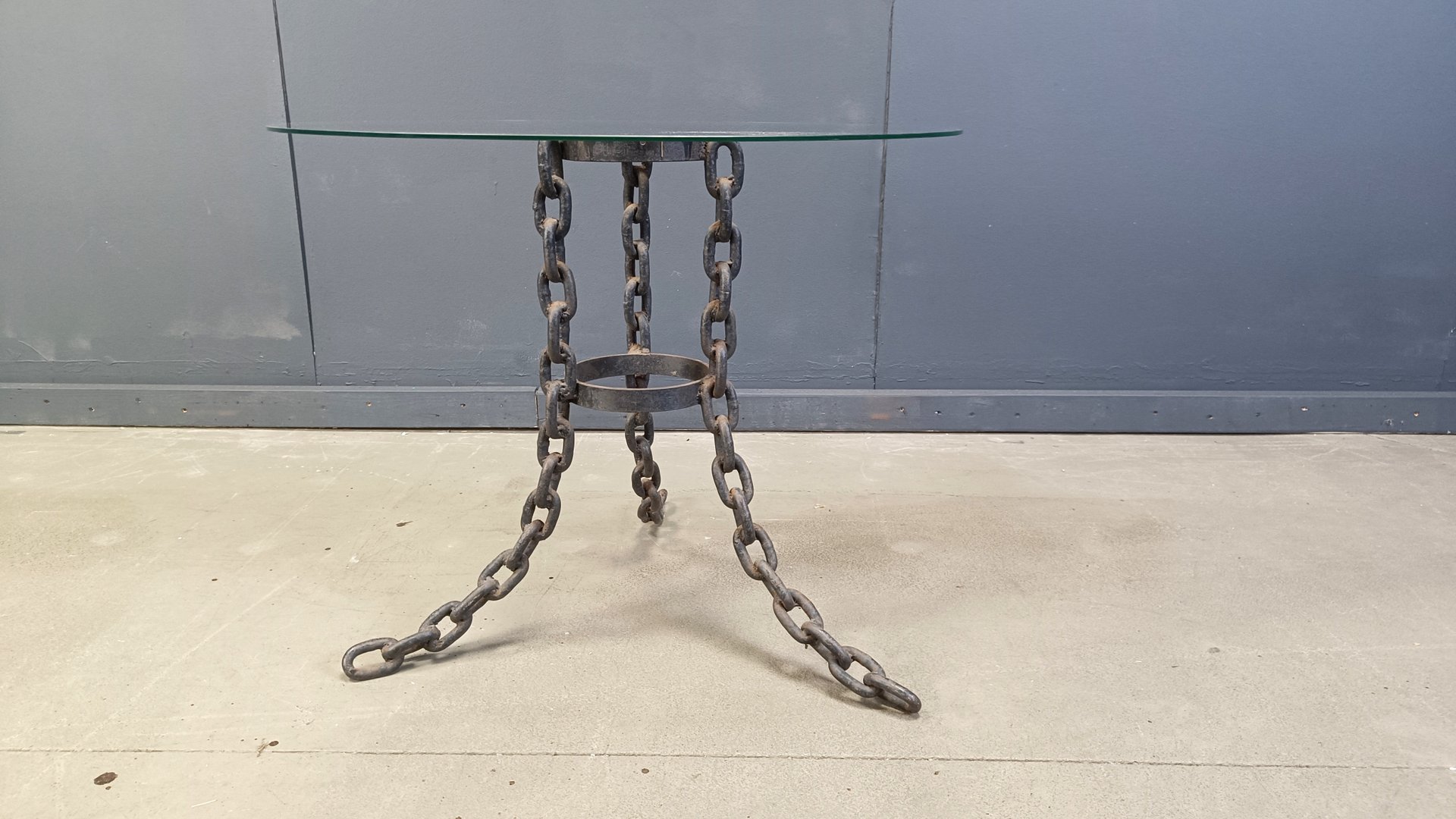 Brutalist Chain Link Coffee Table or Side Table, 1970s for sale at Pamono