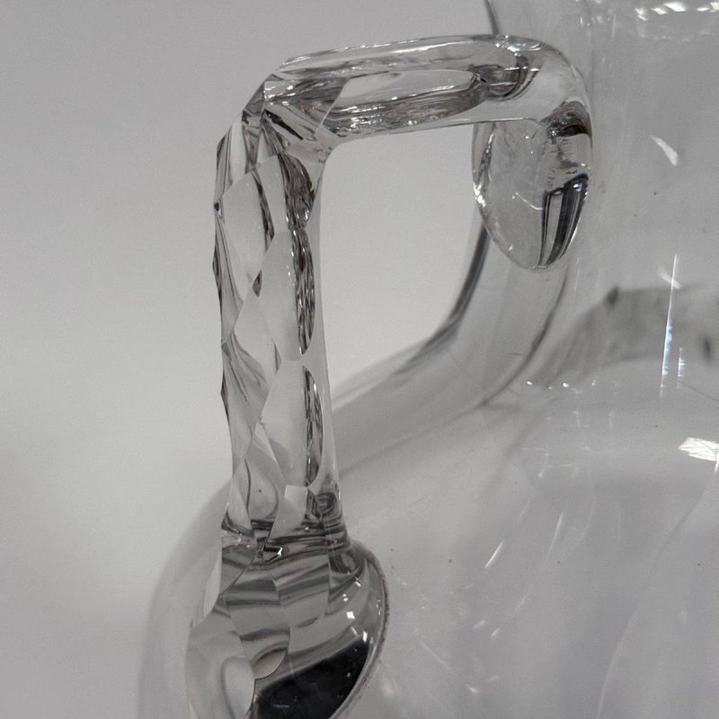 Baccarat Crystal Vase with Handles for sale at Pamono