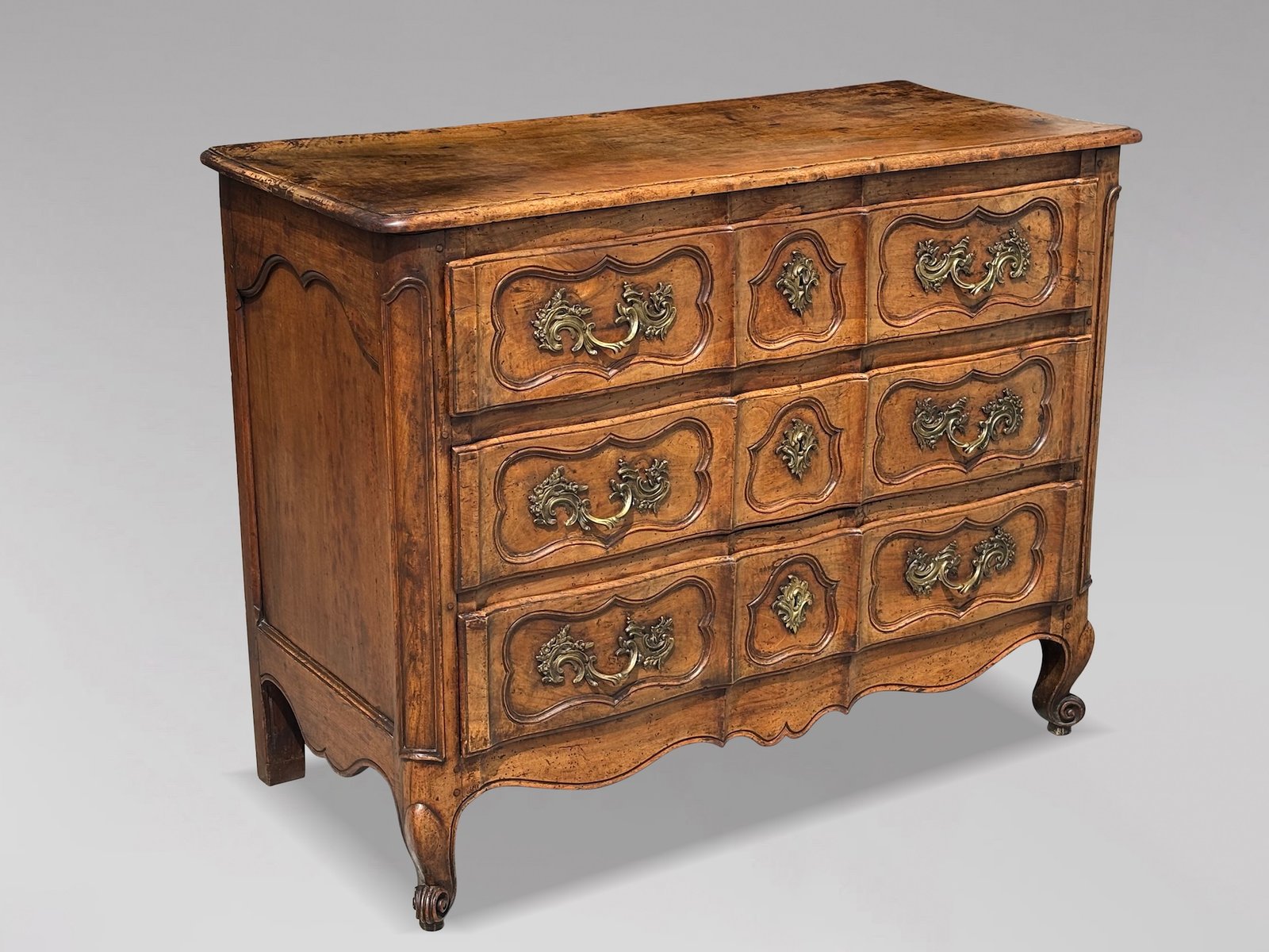 18th Century Louis XI Walnut Commode, 1760 for sale at Pamono