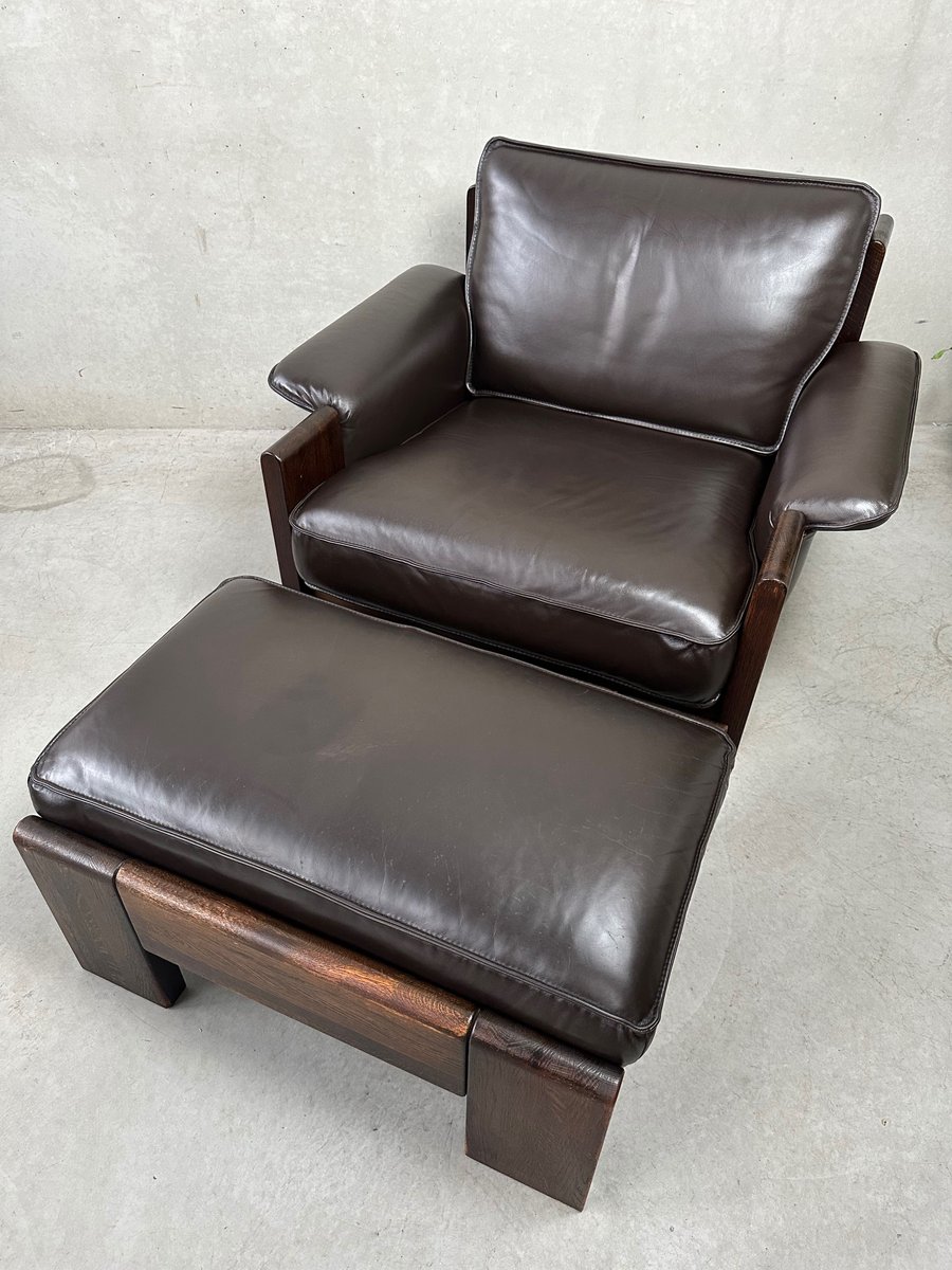 Set of Lounge Chair and Ottoman in Brown Leather and Oak by Harry de ...
