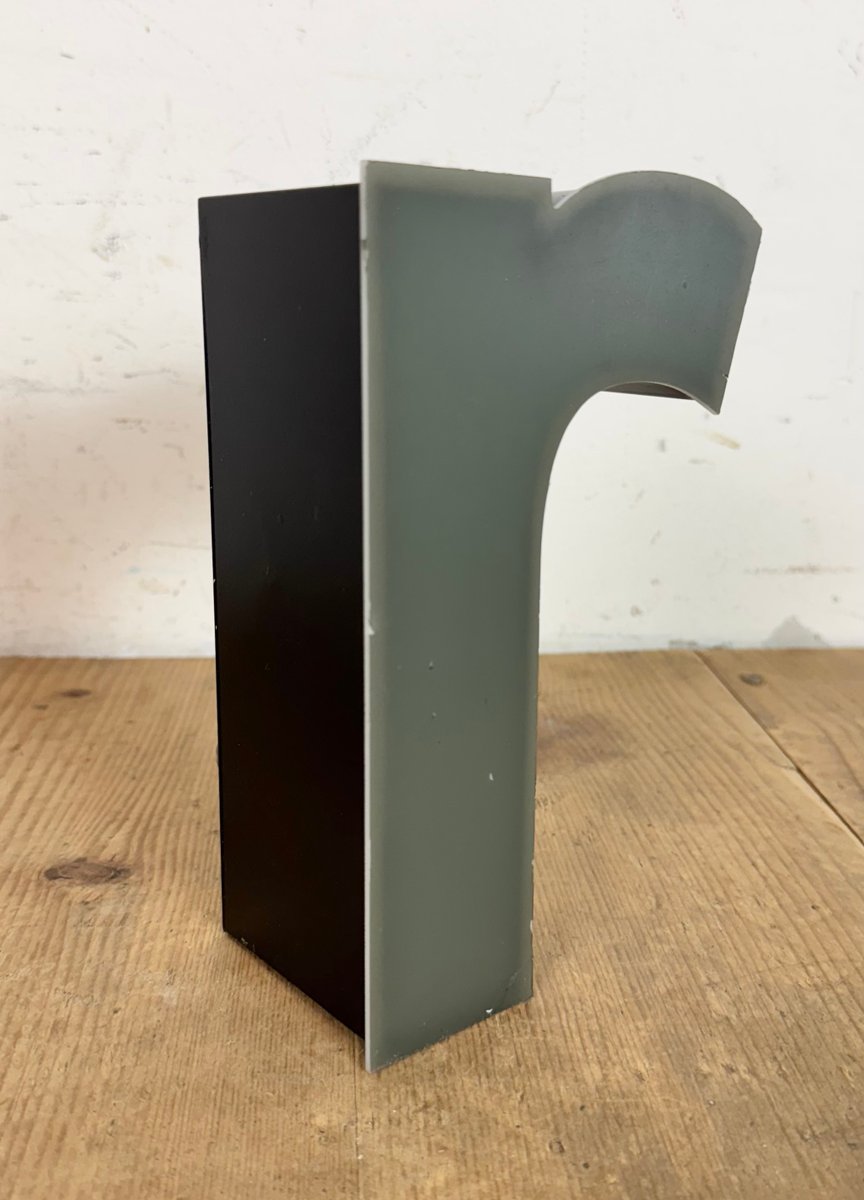 Vintage Grey Illuminated Letter R, 1970s for sale at Pamono