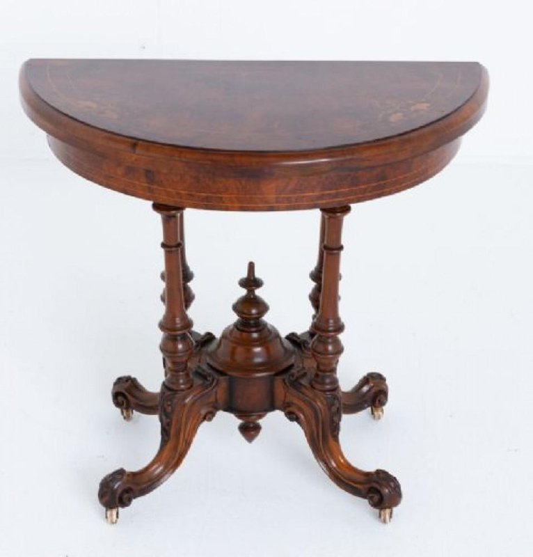 Victorian Card Games Table in Walnut, 1860 for sale at Pamono